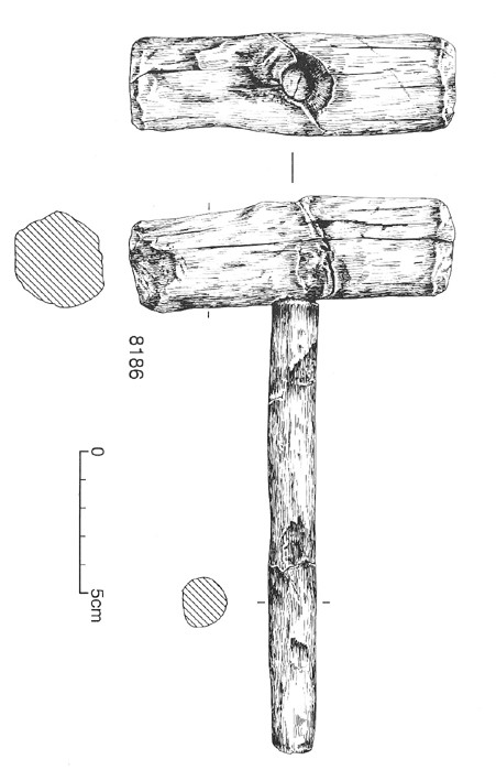 Mallet - Mobilier Médiéval - Research and recreation of medieval furniture